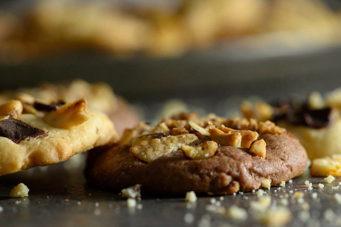 Schoko-Cookies I Die besten Schokoladen-Kekse mit knackigen Stücken